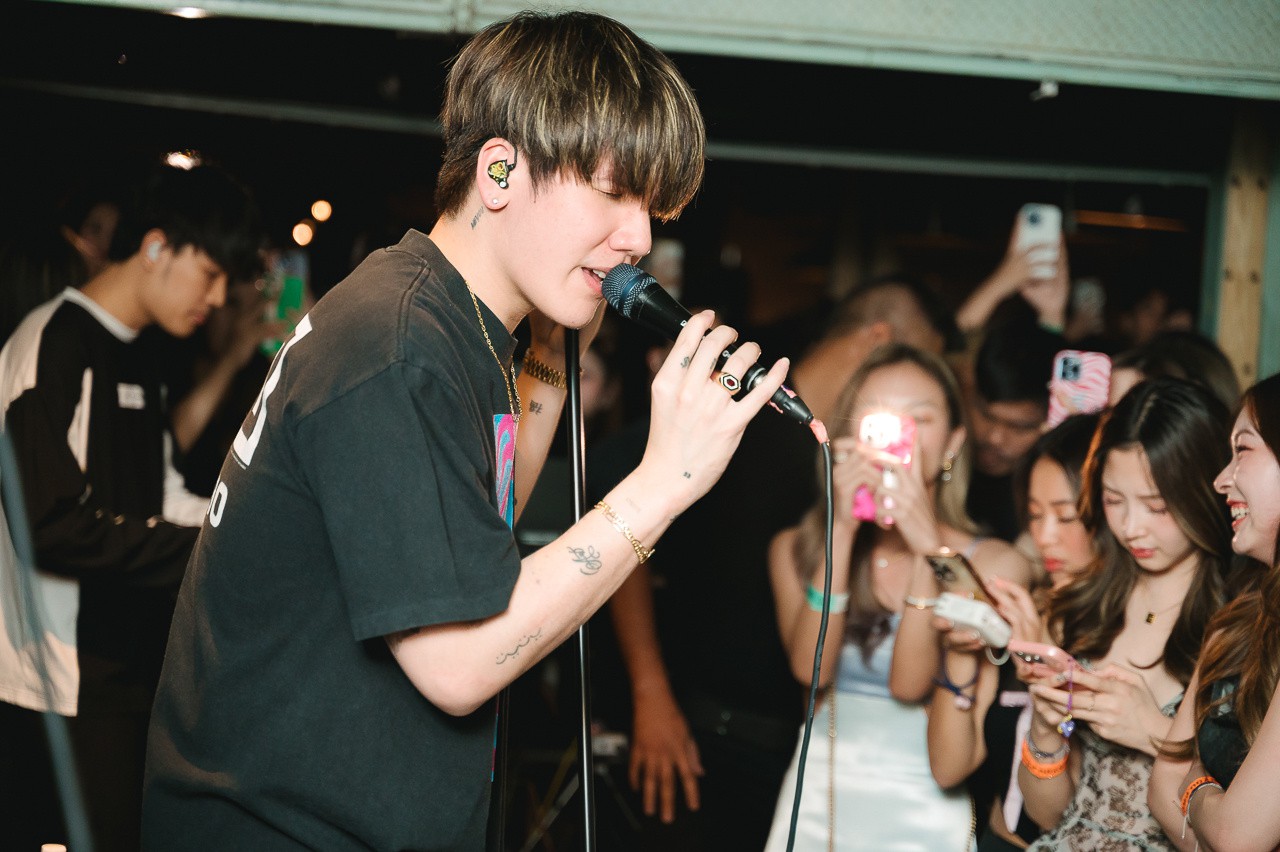 ภาพบรรยากาศคอนเสิร์ต MEYOU ที่ Dr. Fetch | Siam2nite