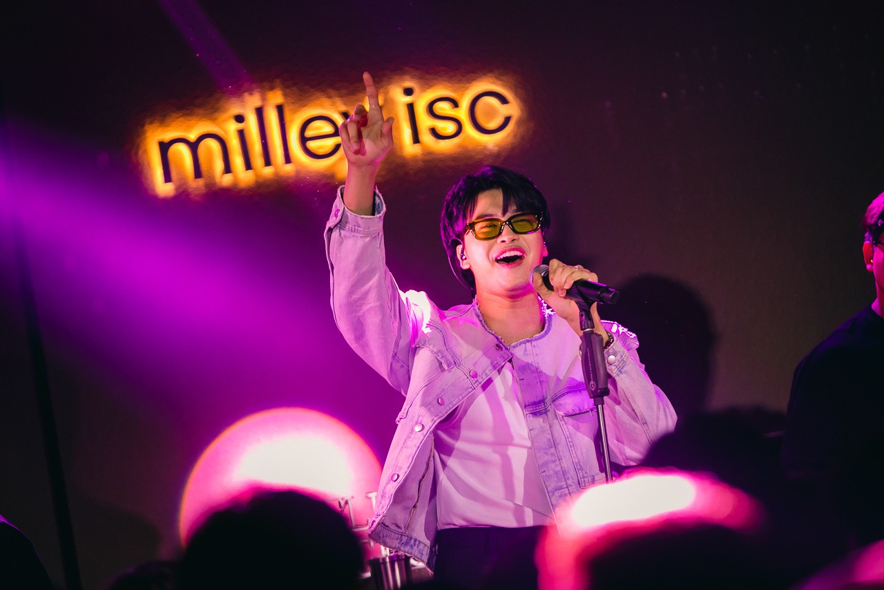 NONT TANONT Concert at Milley Club | Siam2nite