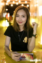 J Jetrin at Singha Pala | Siam2nite