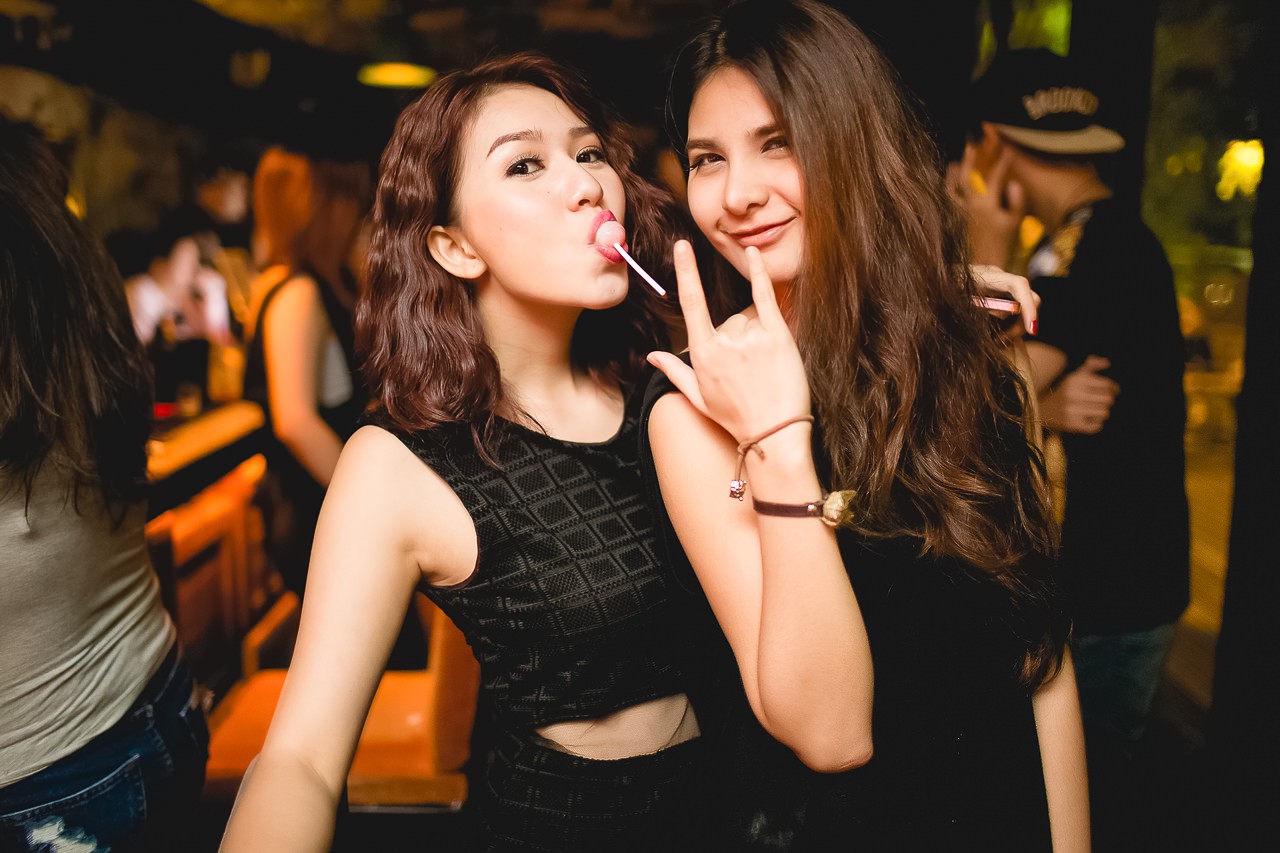 The Twinkle Ladies | Siam2nite