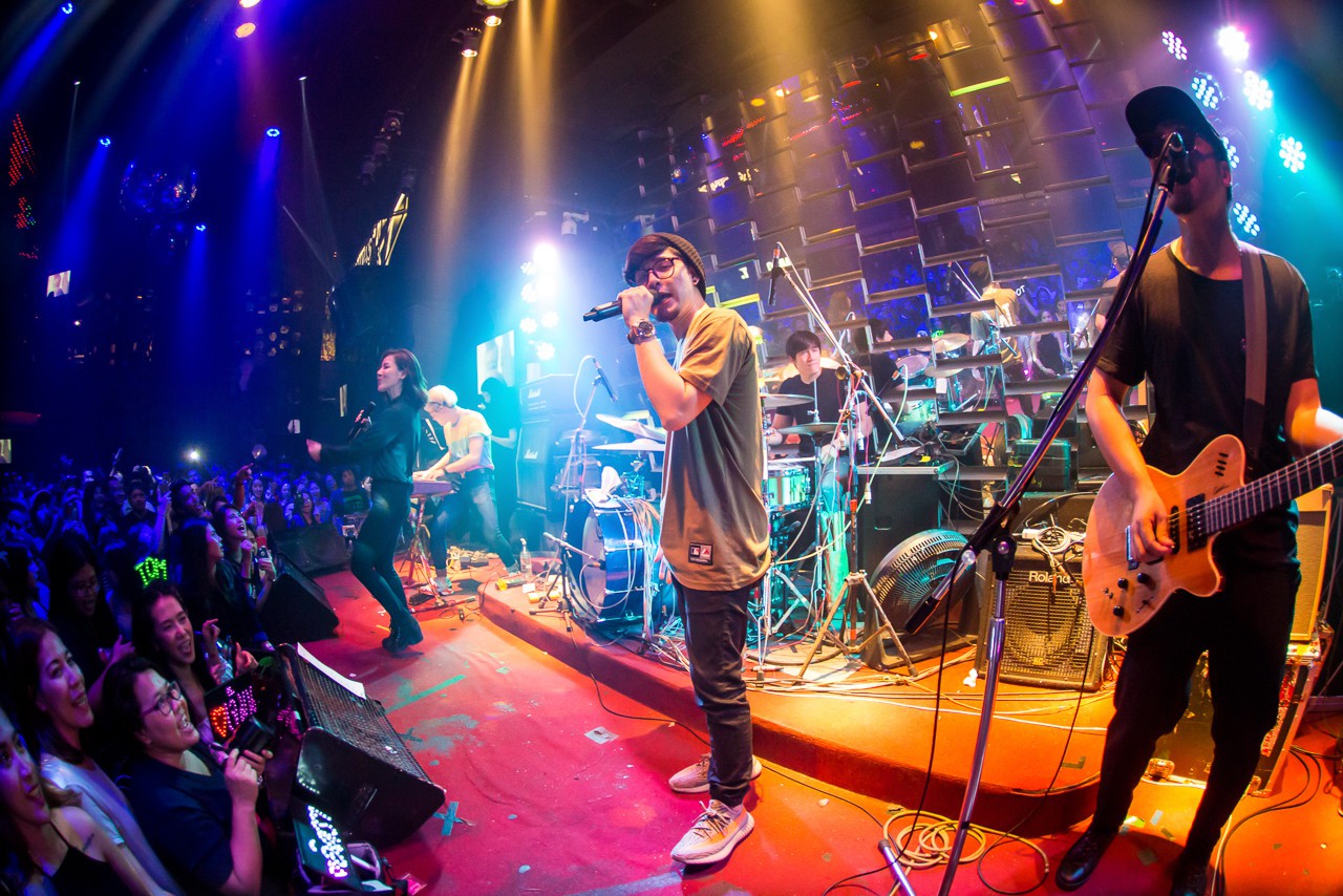 Room39 Live at Differ Pub Pattaya | Siam2nite
