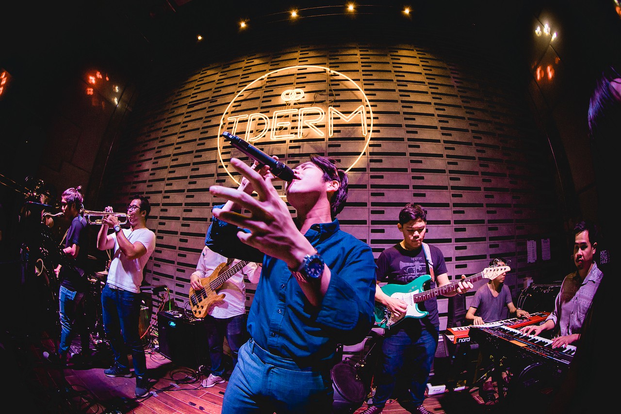 Atom Chanakan at TDERM x 455 | Siam2nite