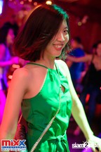 MiXX Bangkok Christmas Festival 2018 | Siam2nite