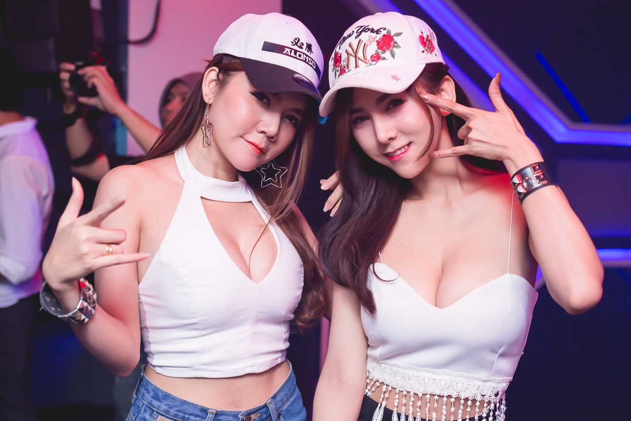 Yu Dee Dee Gor Sod, Yu Sod Sod Gor Dee at Maddox House | Siam2nite