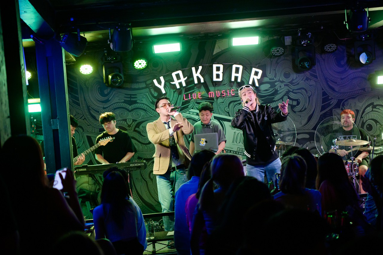 CD GUNTEE x TIMETHAI at Yak Bar | Siam2nite