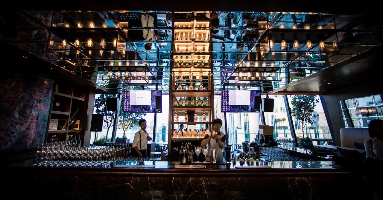 Spectrum Lounge & Bar - Bar (Sukhumvit, Bangkok) | Siam2nite