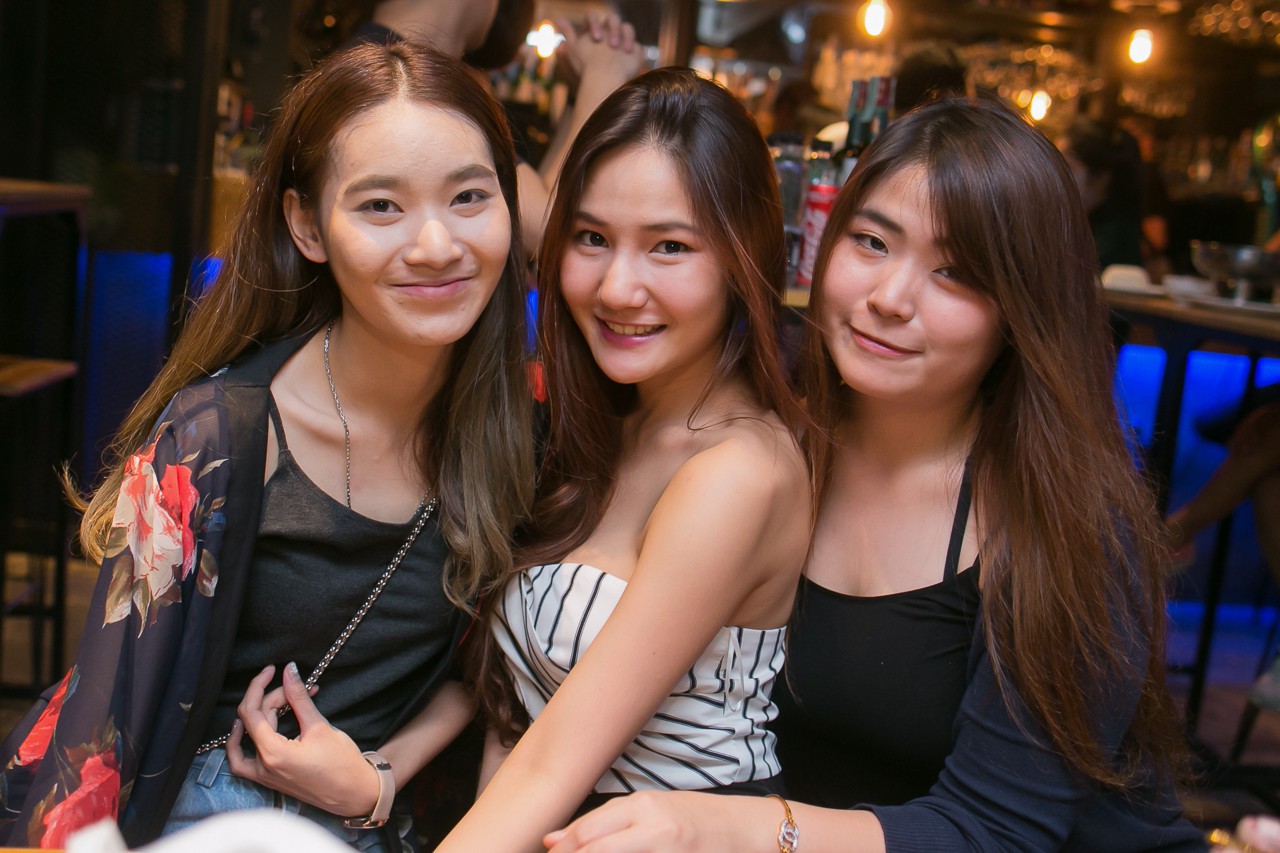 Celebrate Thay Ekamai World's #1 Jameson | Siam2nite