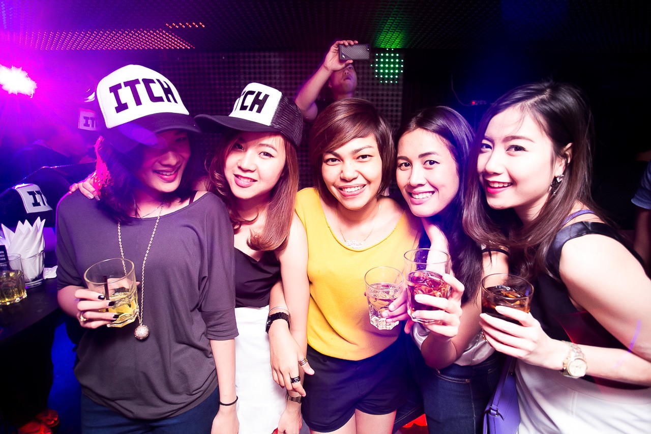 Rave - Bit Itch Animal Party | Siam2nite