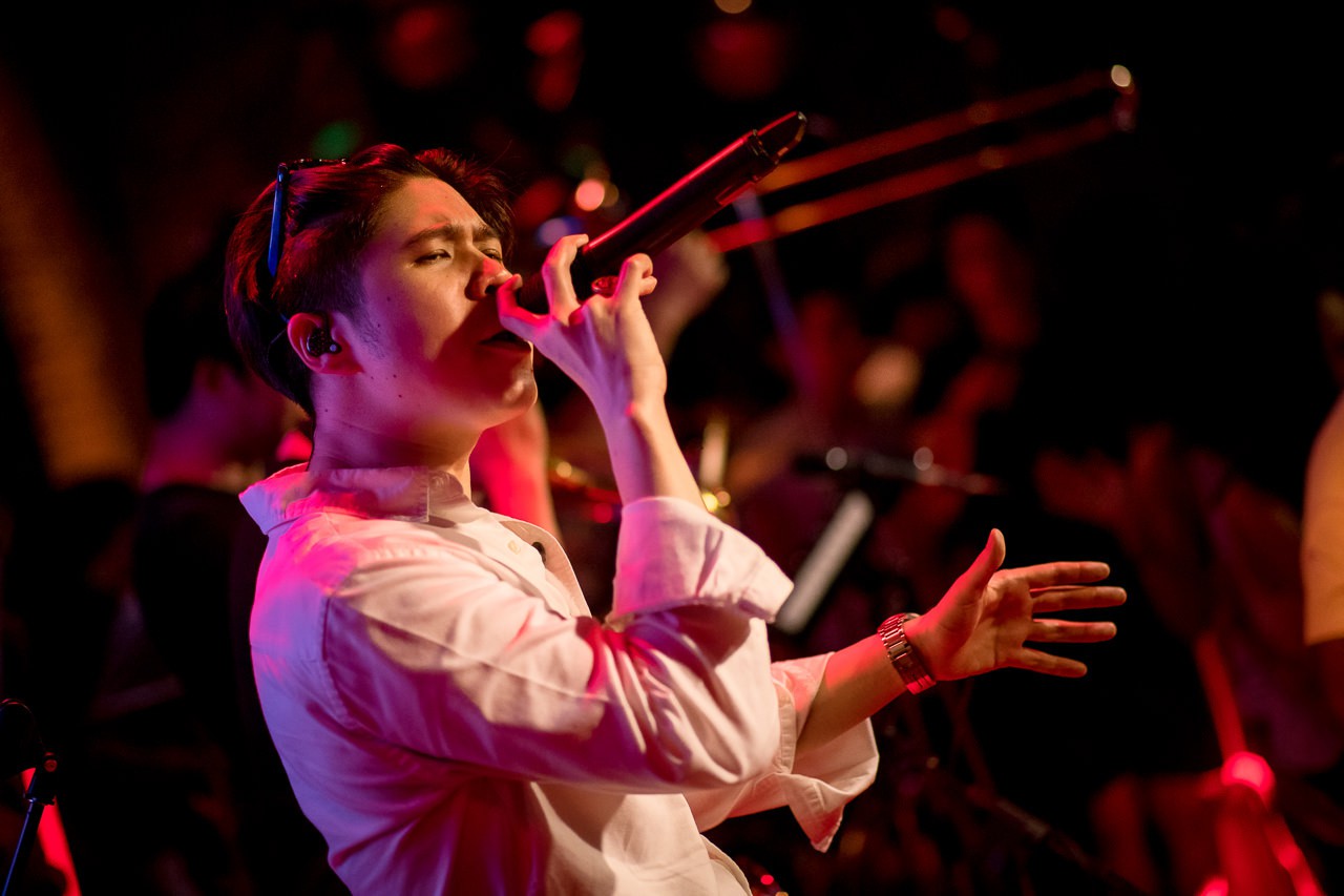 Atom Chanakan at Wine Bridge Plus | Siam2nite