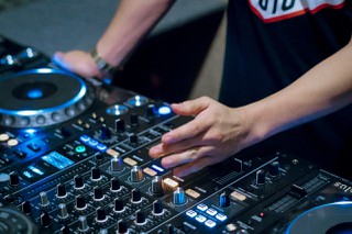 Exclusive Interview with DJ Benz | Siam2nite