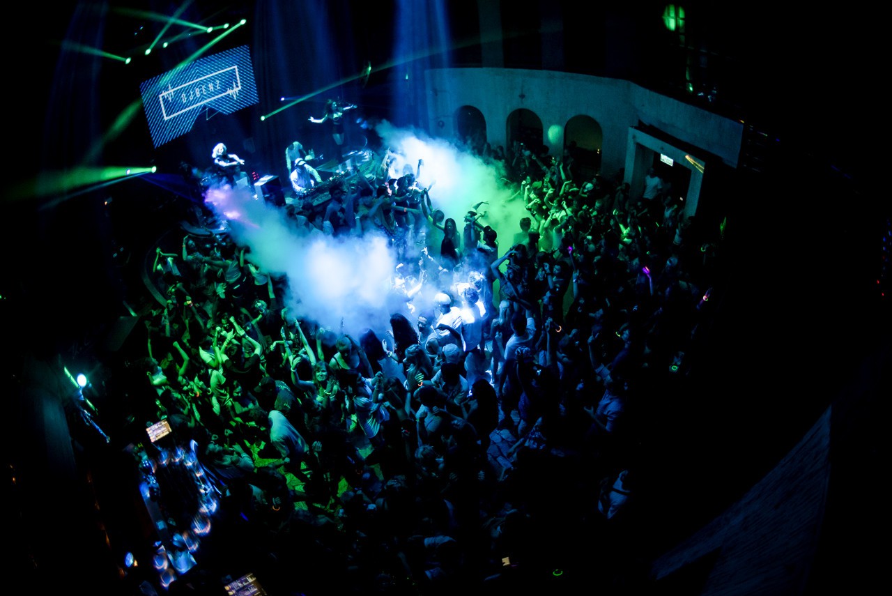 DJ Benz at The Club Khaosan | Siam2nite