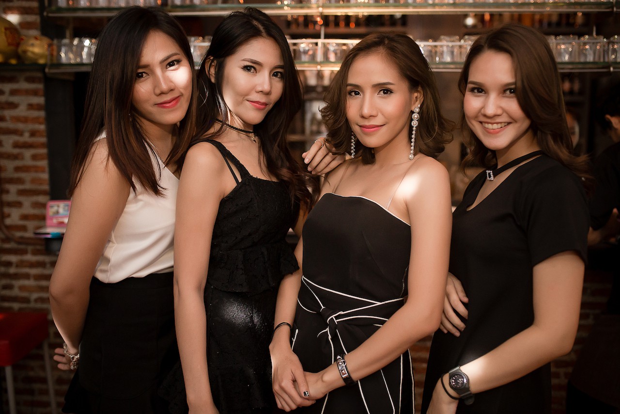 AD Band Season 4 at Wine Bridge Plus | Siam2nite