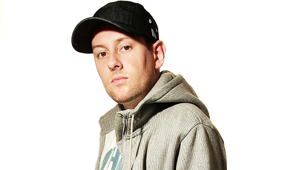 Exclusive Interview with Aaron Ross | Siam2nite