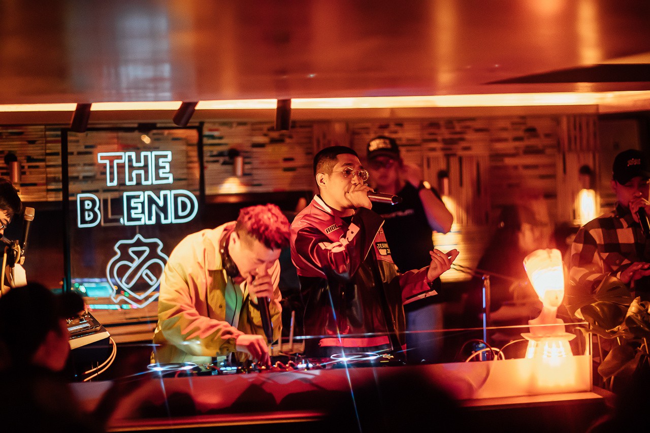 Two Pee Live Session at Rimshot Bar | Siam2nite