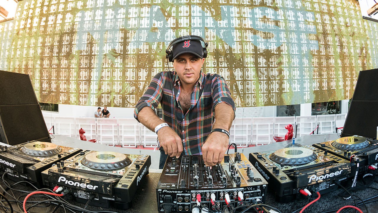 Exclusive Interview with Manse | Siam2nite