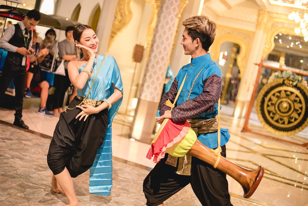 Sooksiam at Iconsiam | Siam2nite