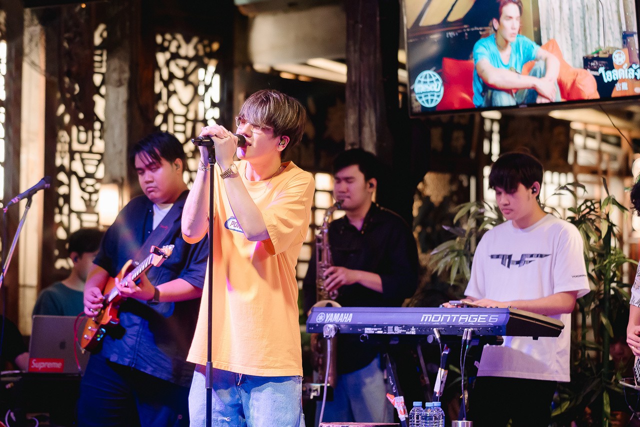 MEYOU Concert at Old Leng | Siam2nite