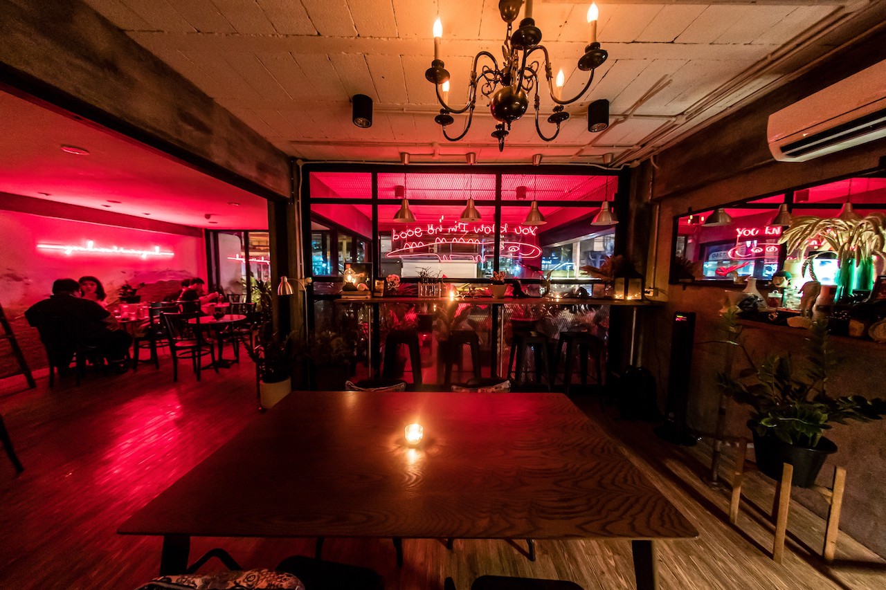 You Know I'm No Good - Bar (Lat Phrao, Bangkok) | Siam2nite