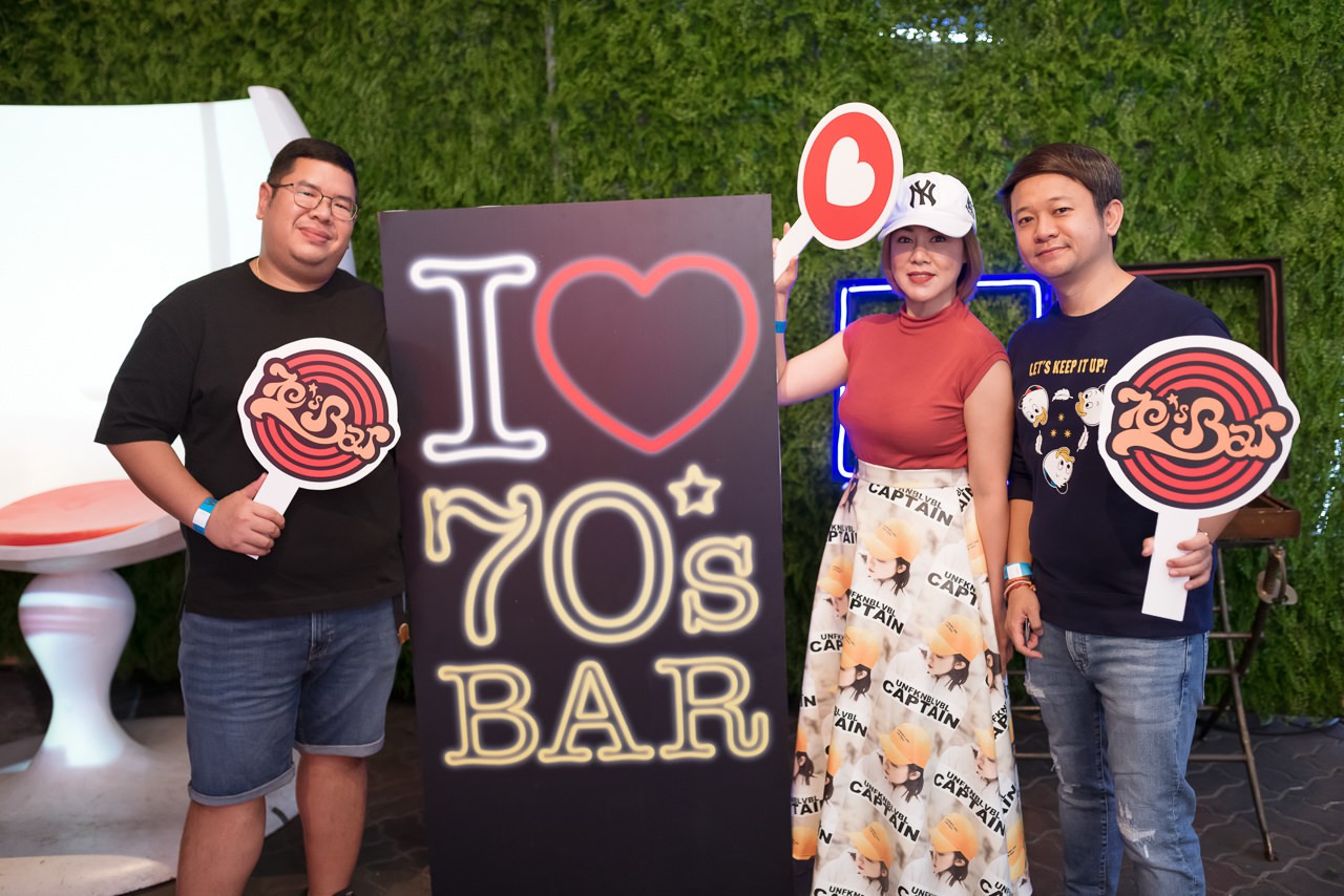 70's BAR Party No.3 at Wine Bridge | Siam2nite