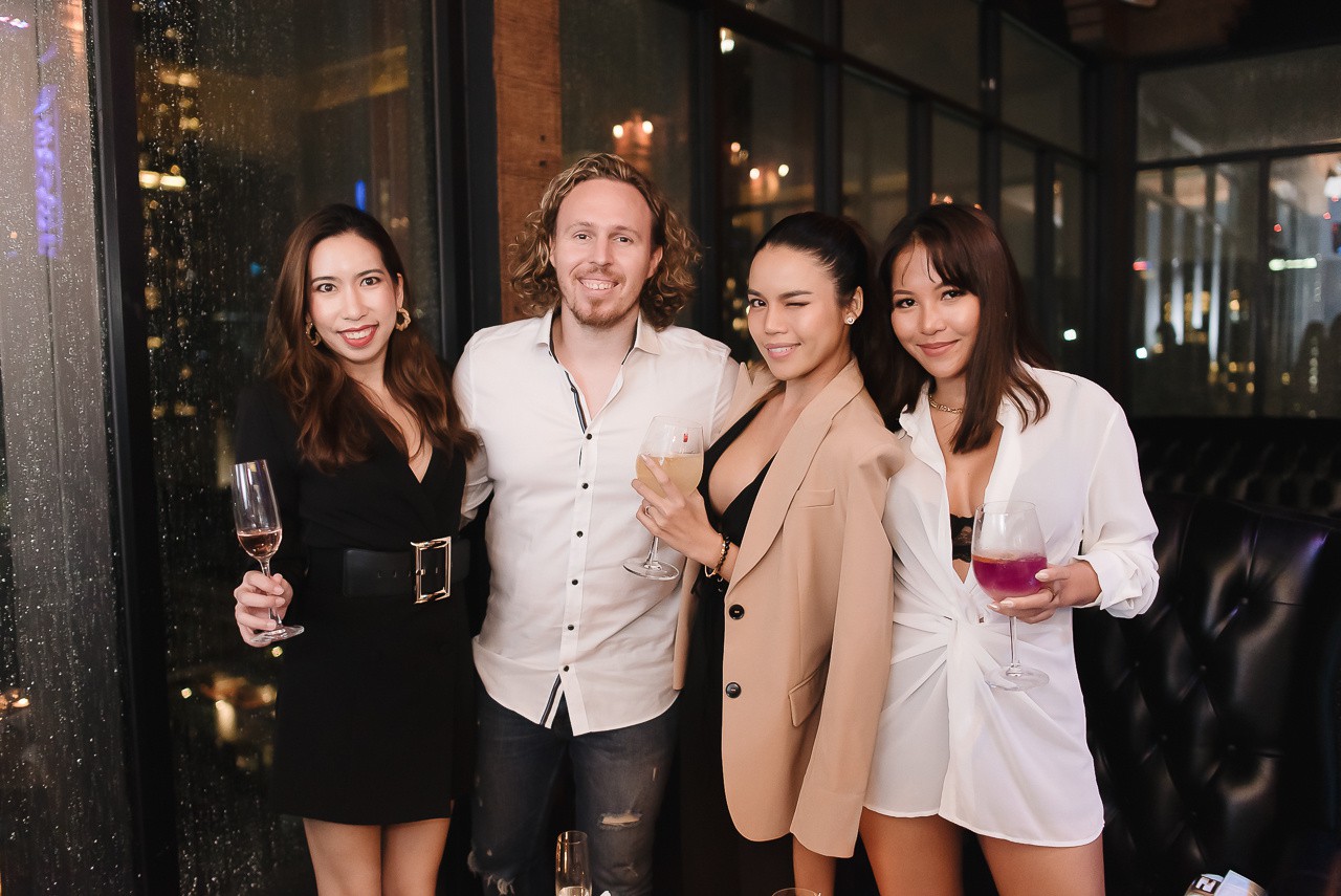 Soft Opening at Cha Cha Bar & Lounge | Siam2nite