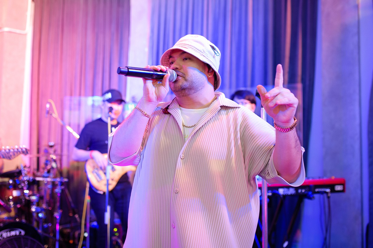 Oat Pramote Concert at Lak BKK | Siam2nite