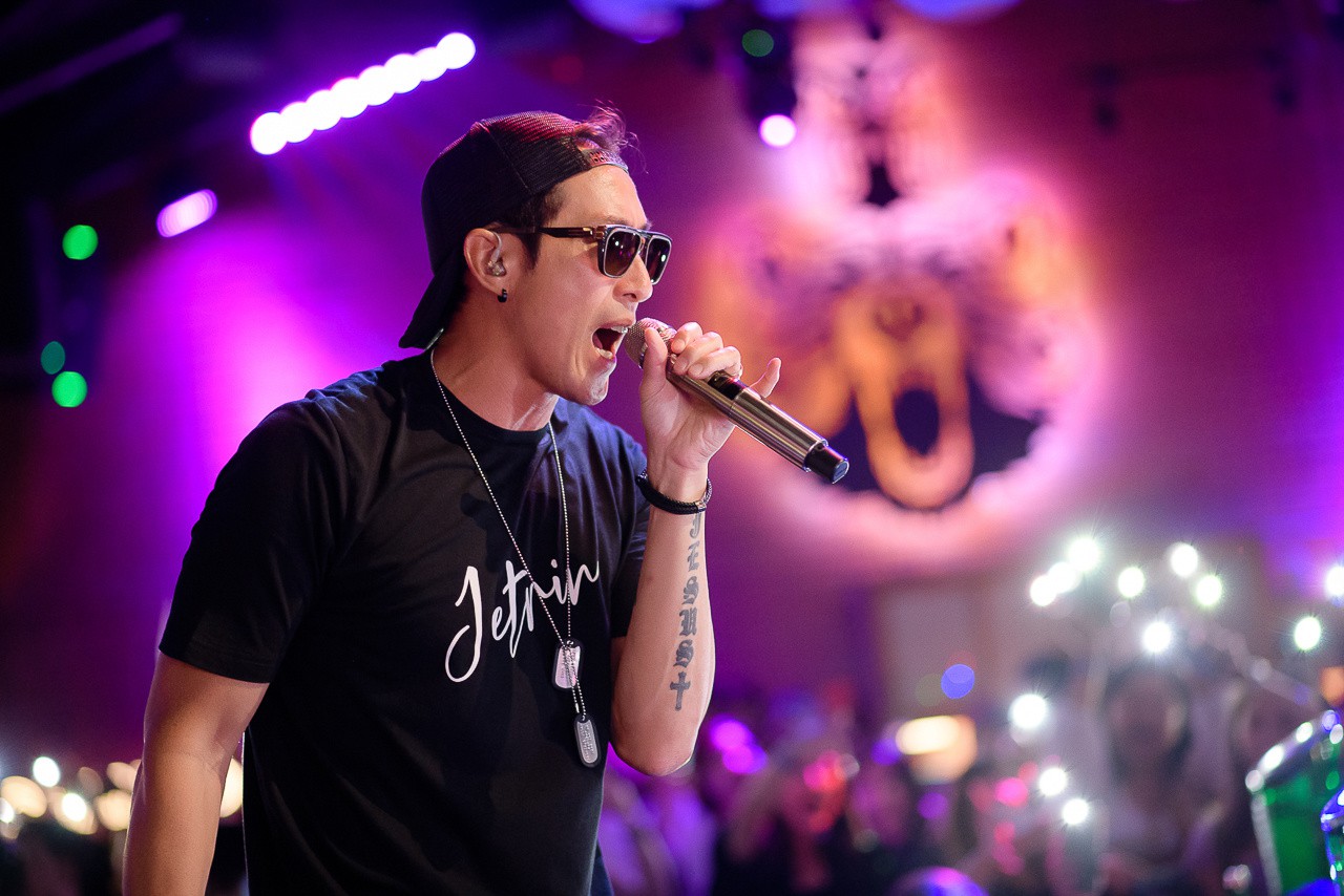 J-Jetrin at AINU Bar | Siam2nite