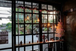 16 Cat Cafés in Bangkok with Friendly Felines & Tasty Treats | Siam2nite