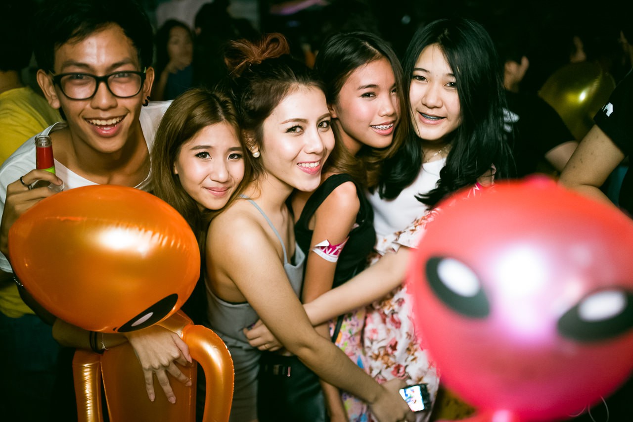 RAVE & GLOW Presents ALIEN INVASION Party! | Siam2nite