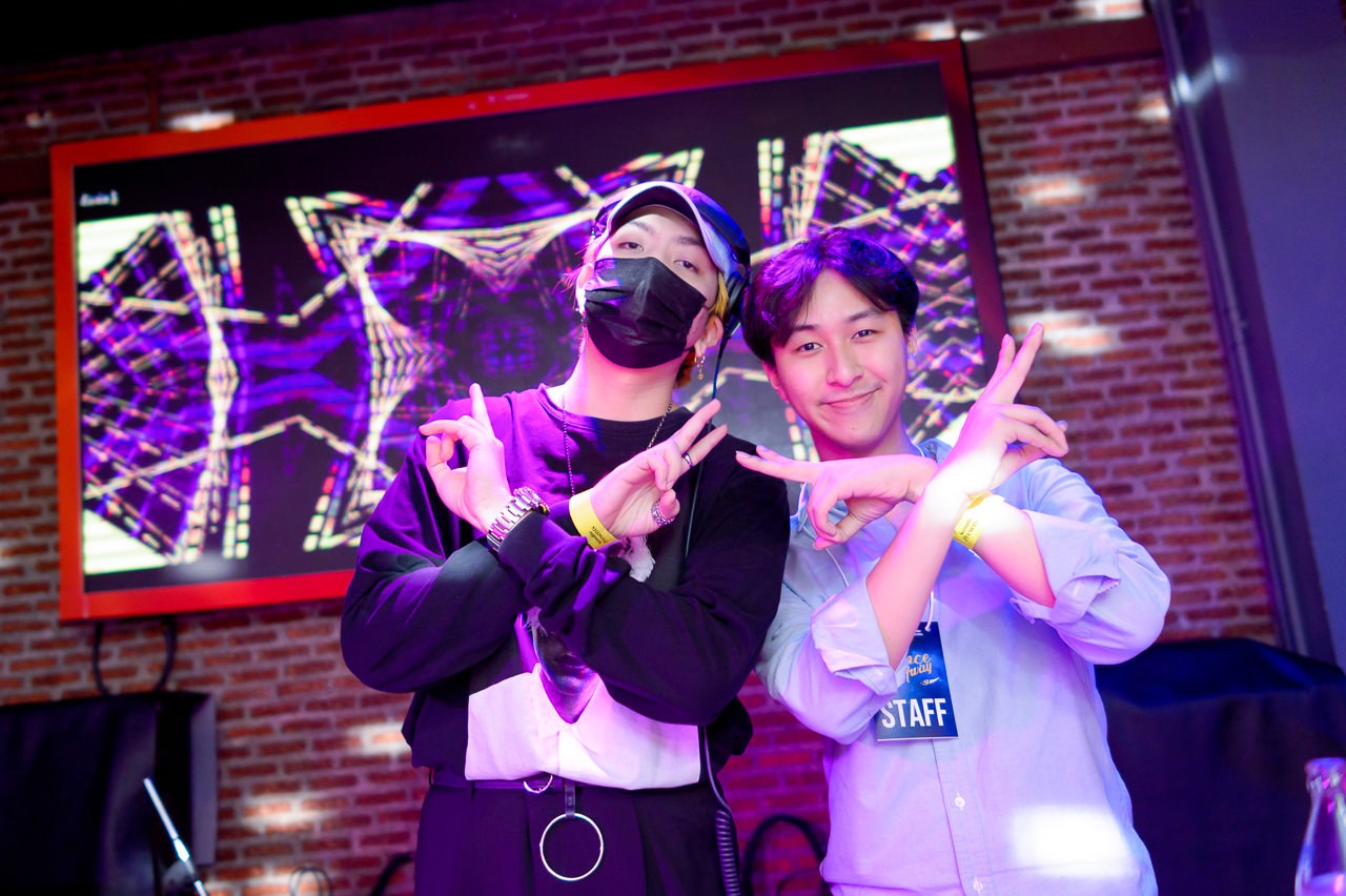 K Pop Night at Wine Bridge | Siam2nite