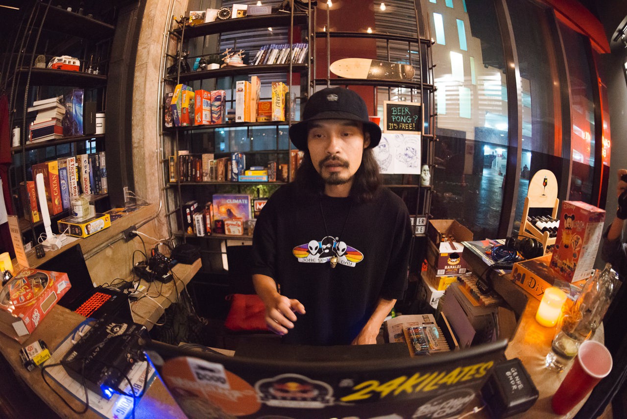 1st Caveman Base Anniversary Party | Siam2nite