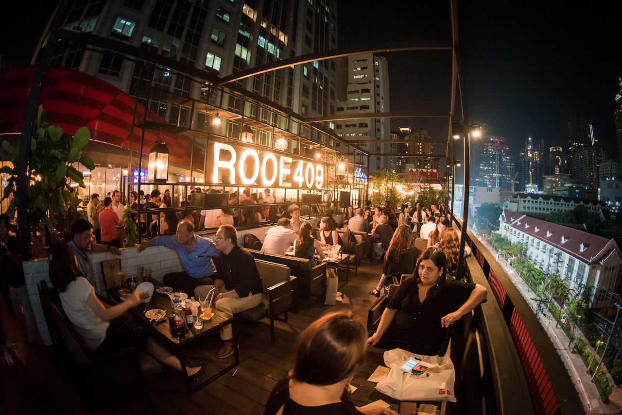 No Sitting Just Dancing Party at Roof 409 | Siam2nite