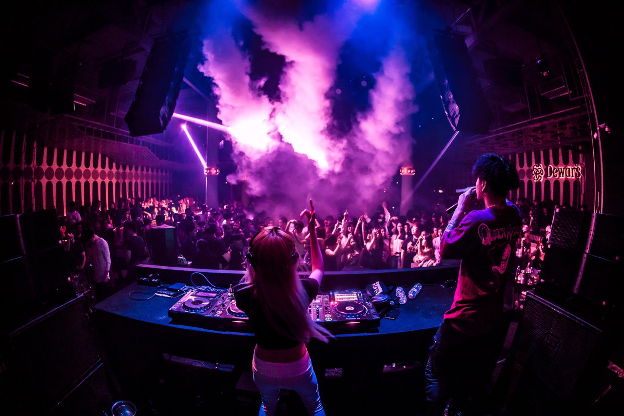 Saturday Night at BARBARBAR | Siam2nite