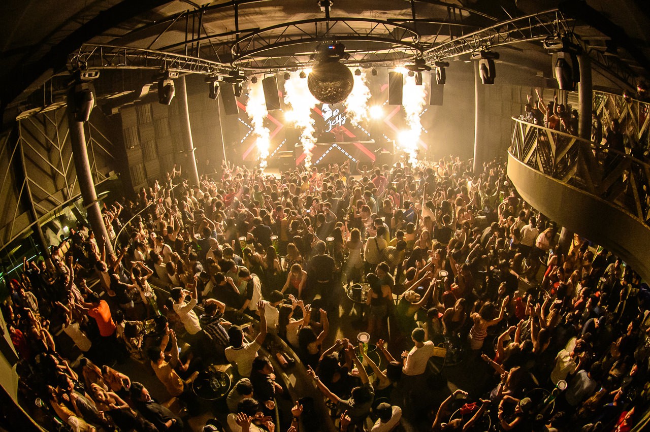 EDM Party at Zodiac Club, Rangsit | Siam2nite