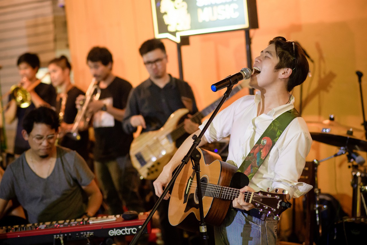 Atom at Sortrel Sathorn | Siam2nite