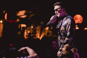 Burin Boonvisut at Fullmoon Terrace and Bar | Siam2nite