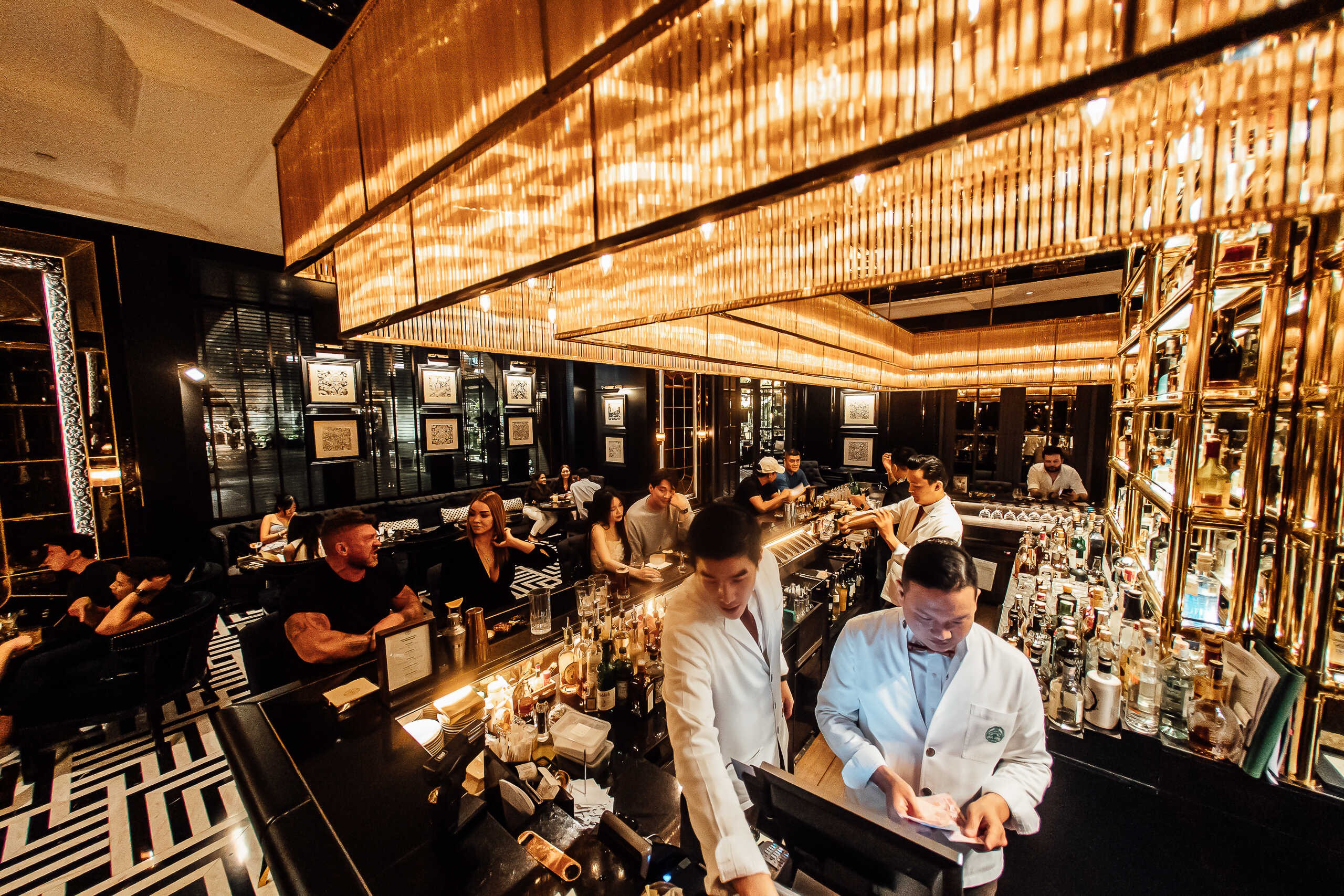 BAR TAKEOVER by Joe Villanueva at Firefly Bar | Siam2nite