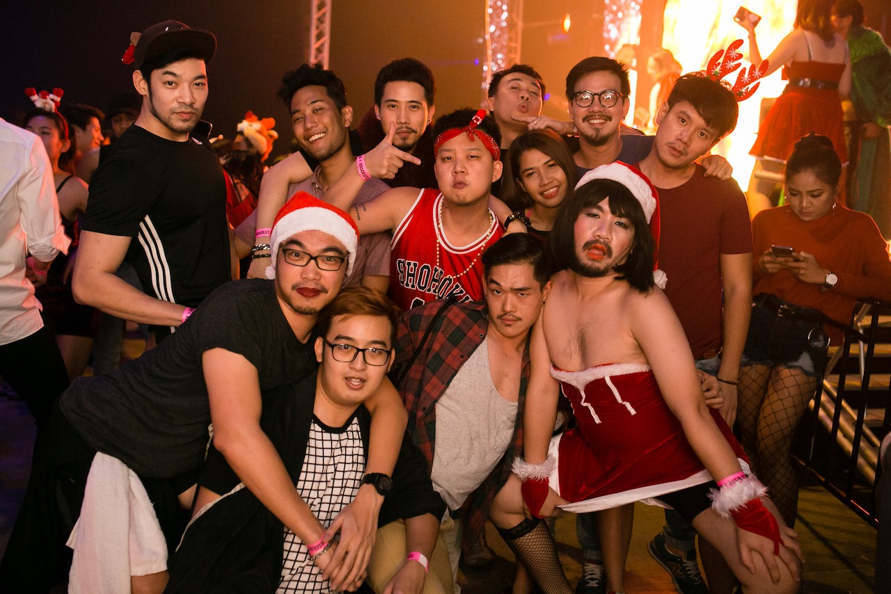 Trasher X Absolut: Bad Santa at Moon Star Studio 8 | Siam2nite