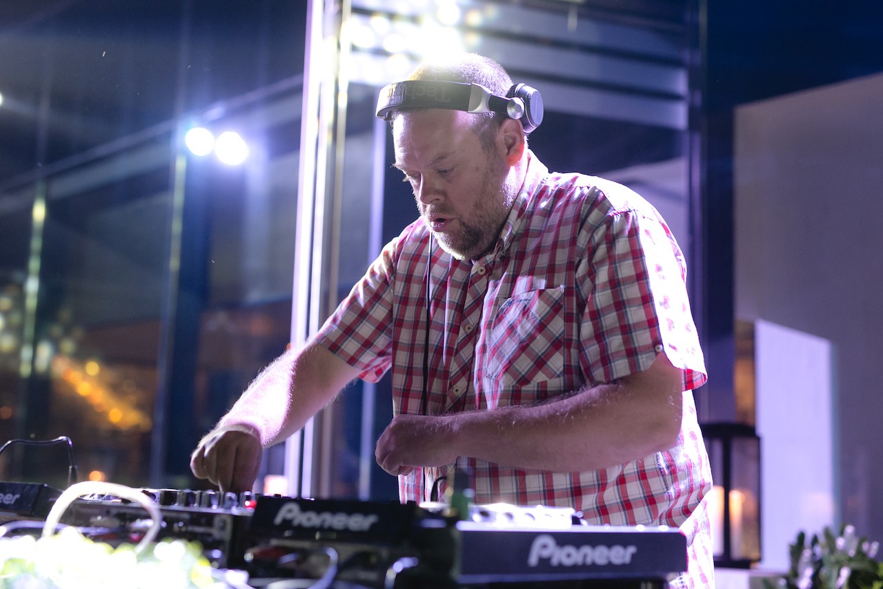 Phil Cooper at VOGUE Lounge | Siam2nite