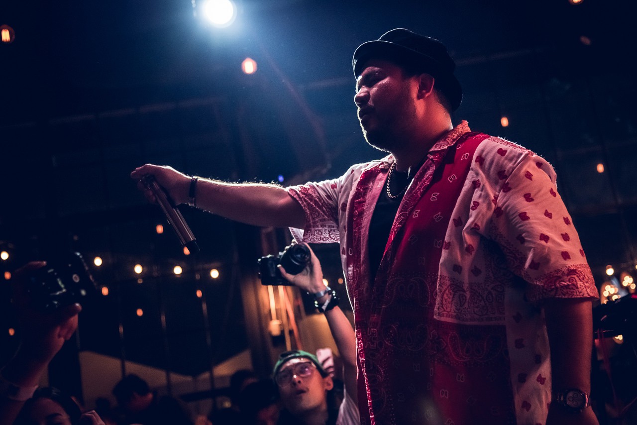 Oat Pramote at 20Something Bar | Siam2nite