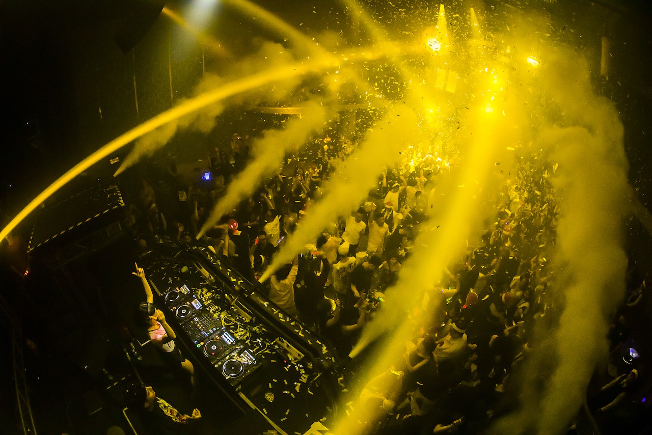 ONYX presents Merry Christmas Merry Factory | Siam2nite